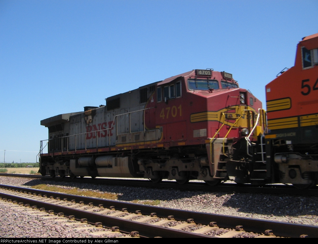 BNSF 4701 Eastbound